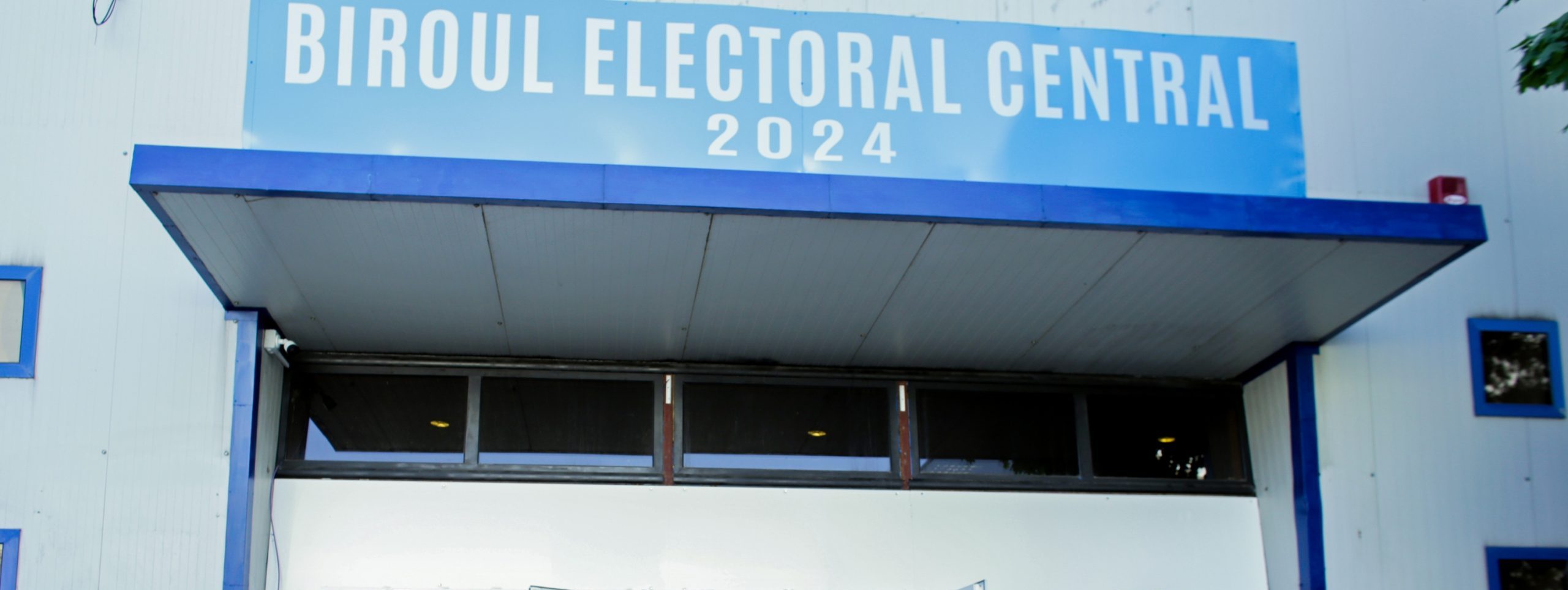 BEC a respins duminică alte nouă candidaturi la prezidențiale. Cine ...