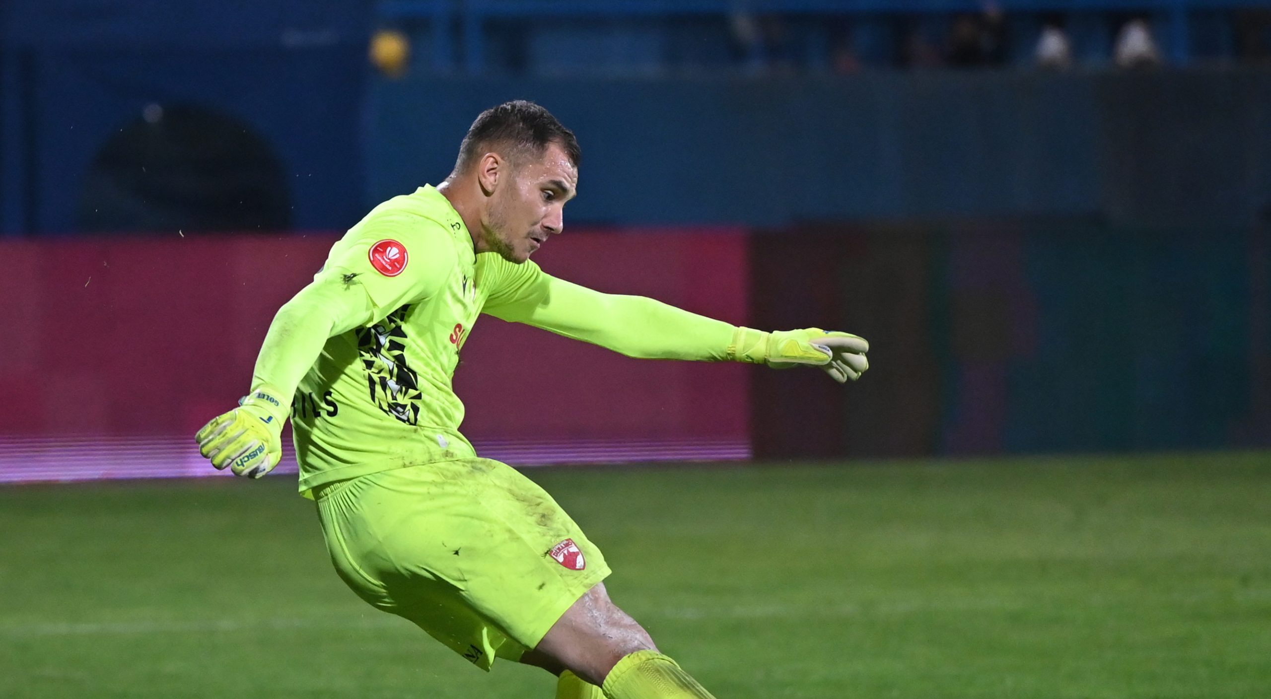 Adnan Golubovic și-a anunțat revenirea la Dinamo: ”Zilele senine vor ...